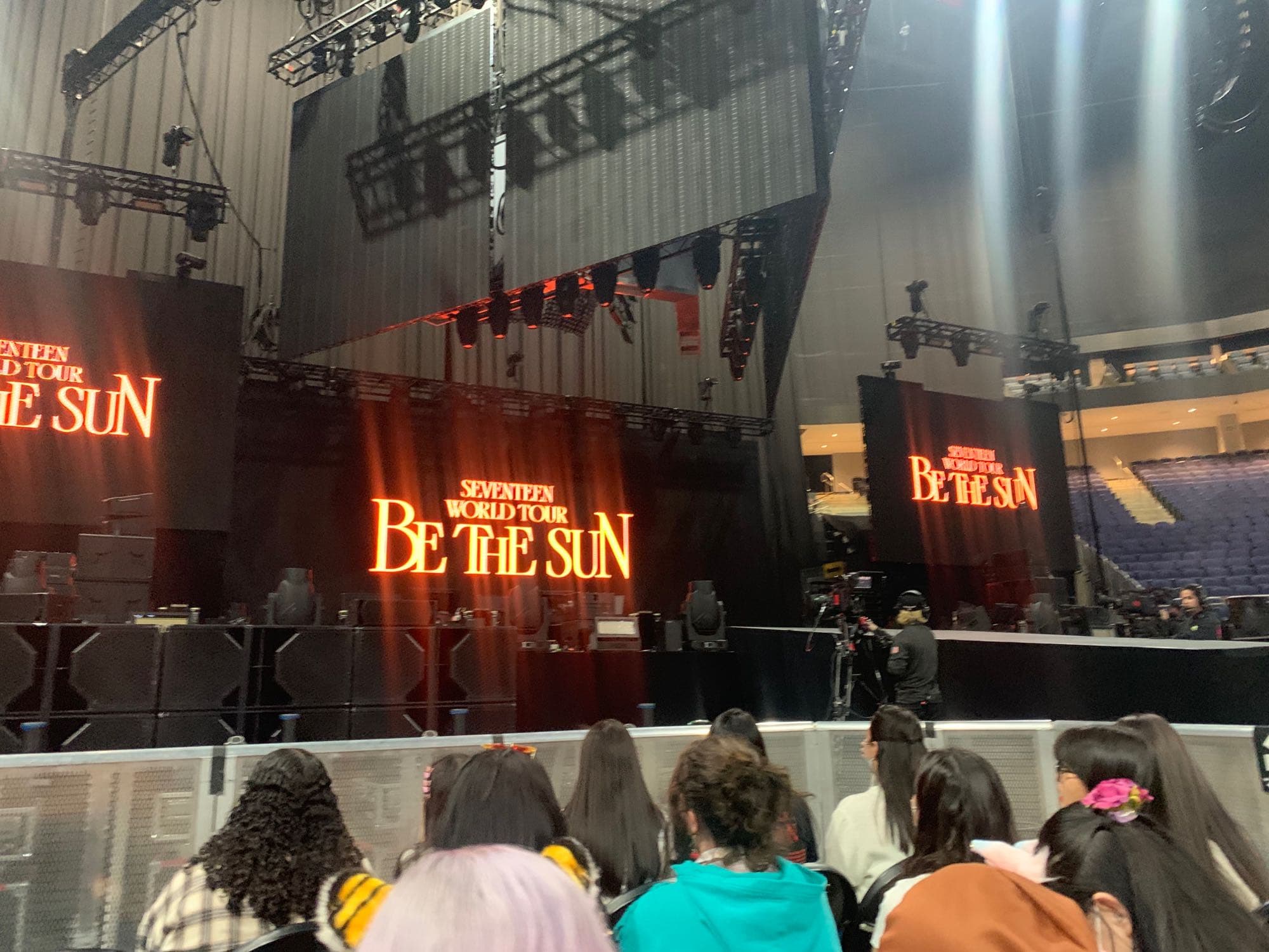 #分享 Seventeen “BE THE SUN “ UBS紐約場 分享☀️💎 - SEVENTEEN板 | Dcard