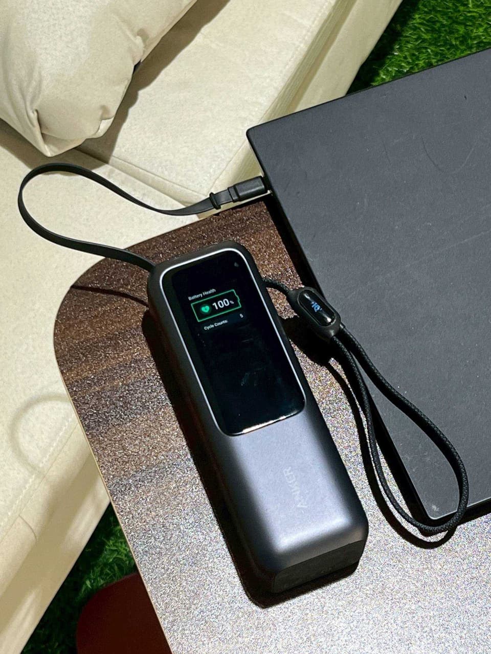 #開箱 續命神器Anker A1695 - 3C板 | Dcard