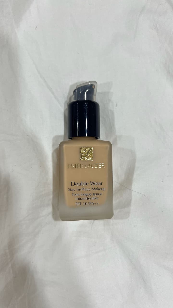 #我要賣 雅詩蘭黛粉持久粉底液1w1 30ml - 二手交易板 | Dcard