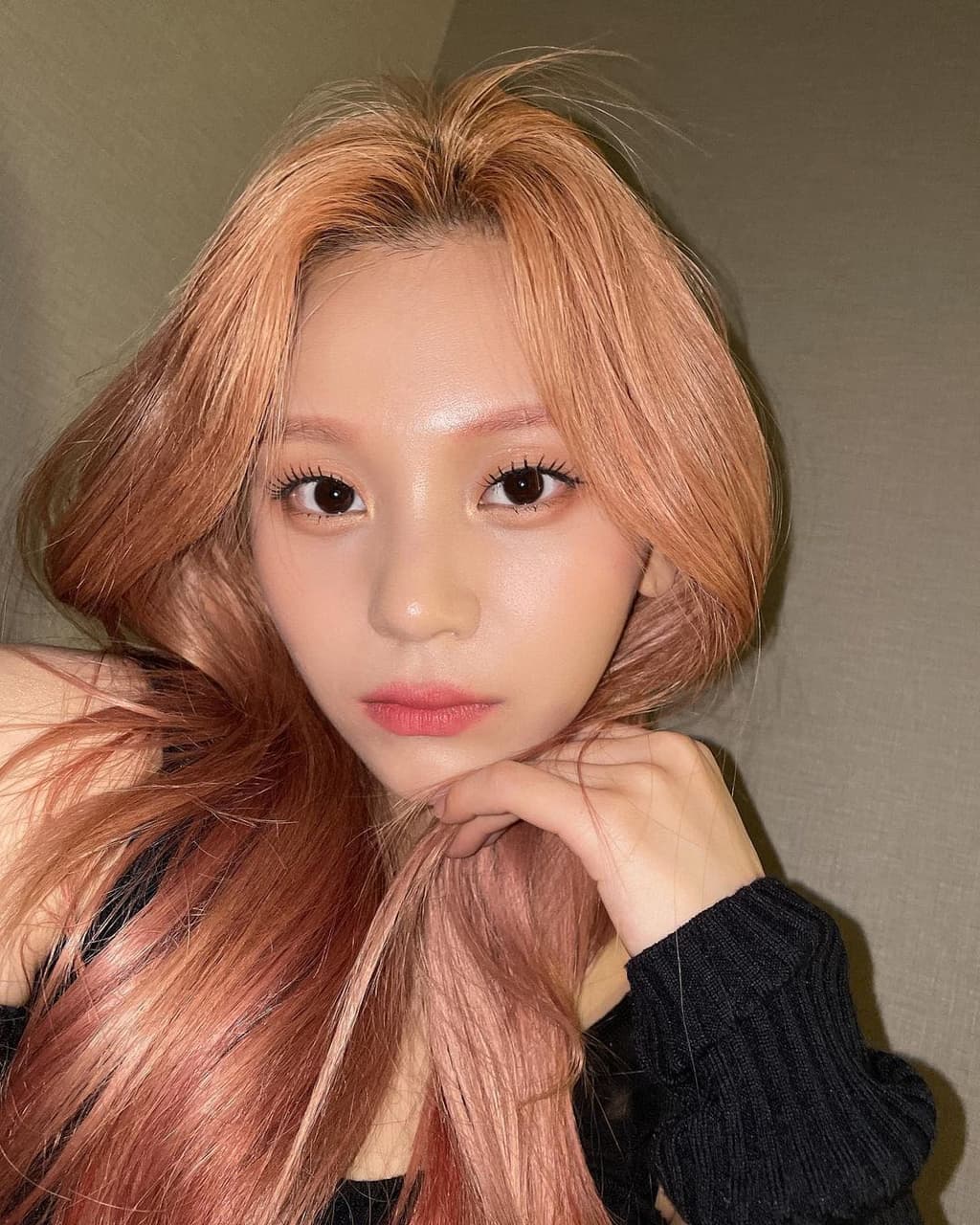 #更新 221019 Umji IG 貼文更新 - GFRIEND板 | Dcard