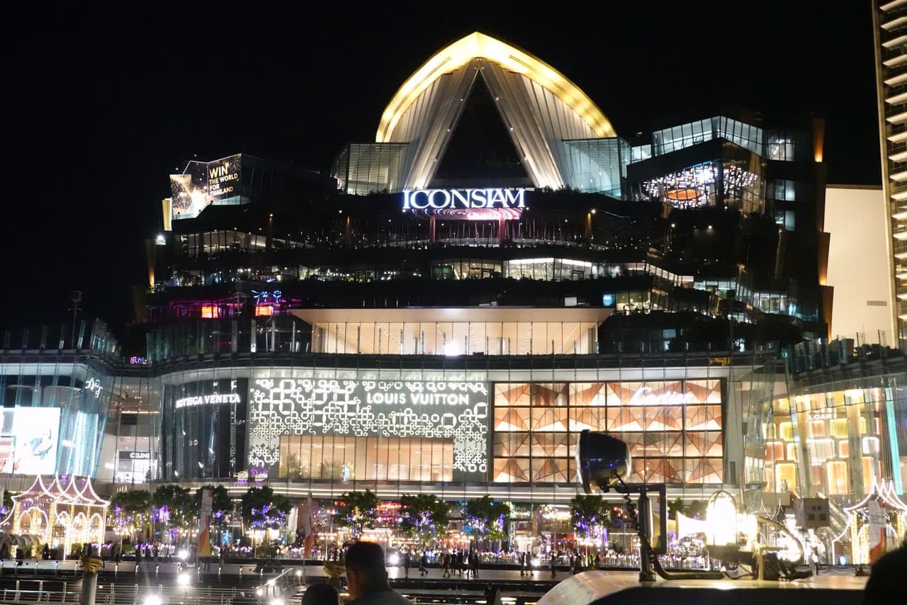 #國外 泰國曼谷自由行Day5-7🇹🇭（湄南河船上晚餐、男模網紅餐廳、泰式按摩、KPOP夜店+猛男夜店） - 旅遊板 | Dcard