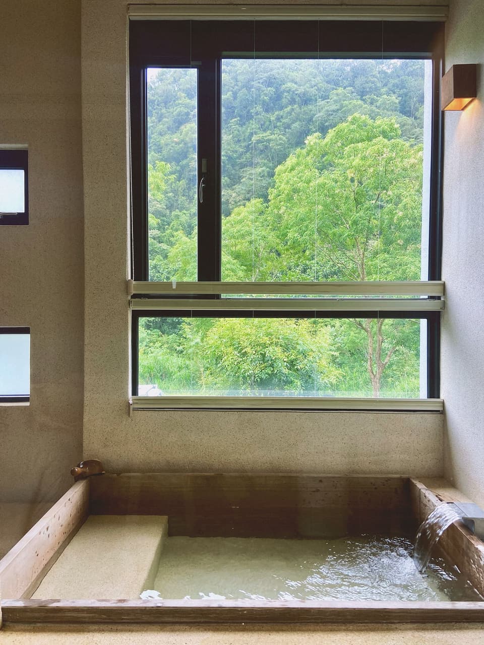 礁溪泡湯新選，呆水溫泉的靜謐時光 #電力滿格祕笈 - 遊台灣。趣旅行 (@sandy_1995) | Dcard