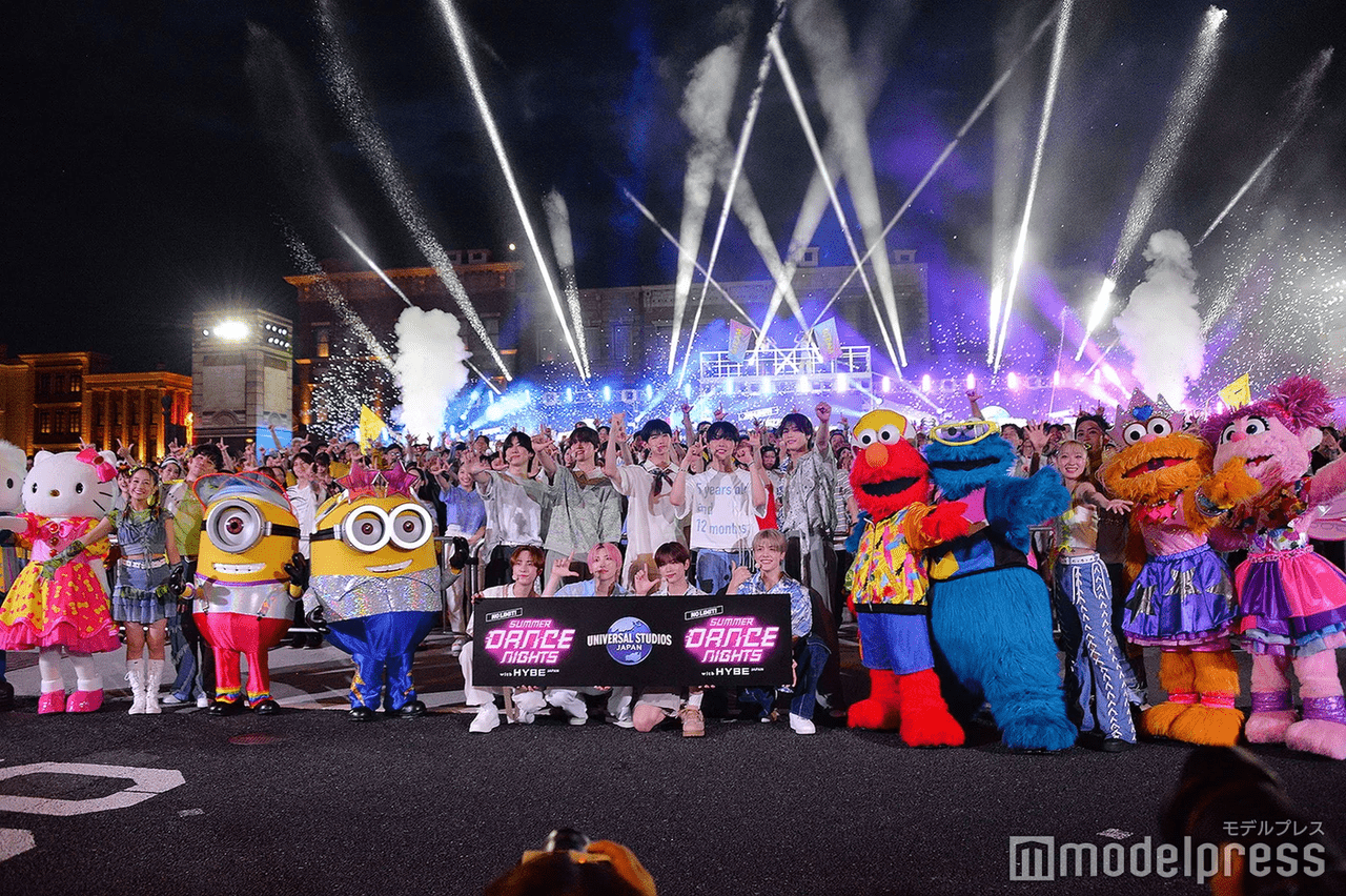 #新聞 USJ、HYBE JAPAN合作活動，&TEAM驚喜現身！成員們樂享樂園 - 追星板 | Dcard