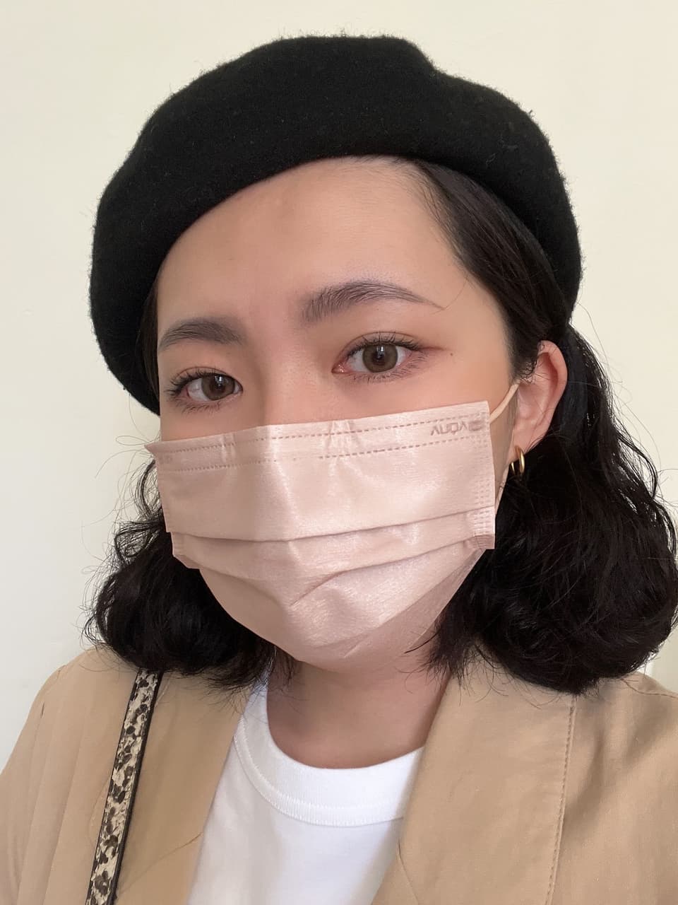 #分享 KARACON CHIC CHIC彩色月拋—金沙棕 - 隱形眼鏡板 | Dcard