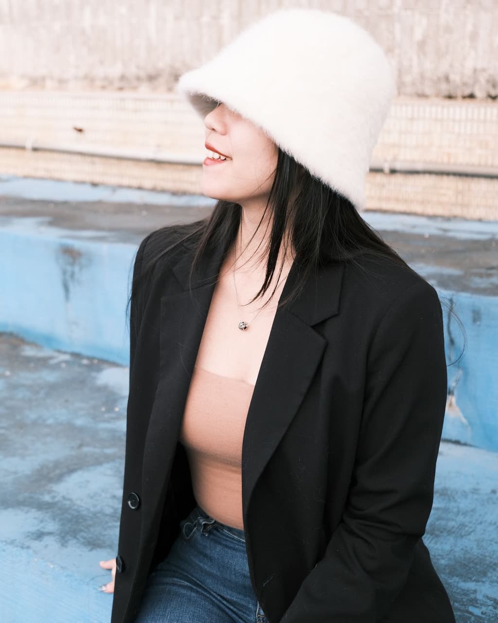 可帥可辣，冬季穿搭提案就靠BEIGY Bra Top🍁 - 百度人 (@doo100) | Dcard