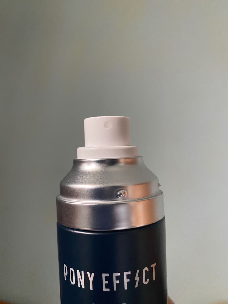 PONY EFFECT 絕對持久定妝噴霧 圖多 - 美妝板 | Dcard