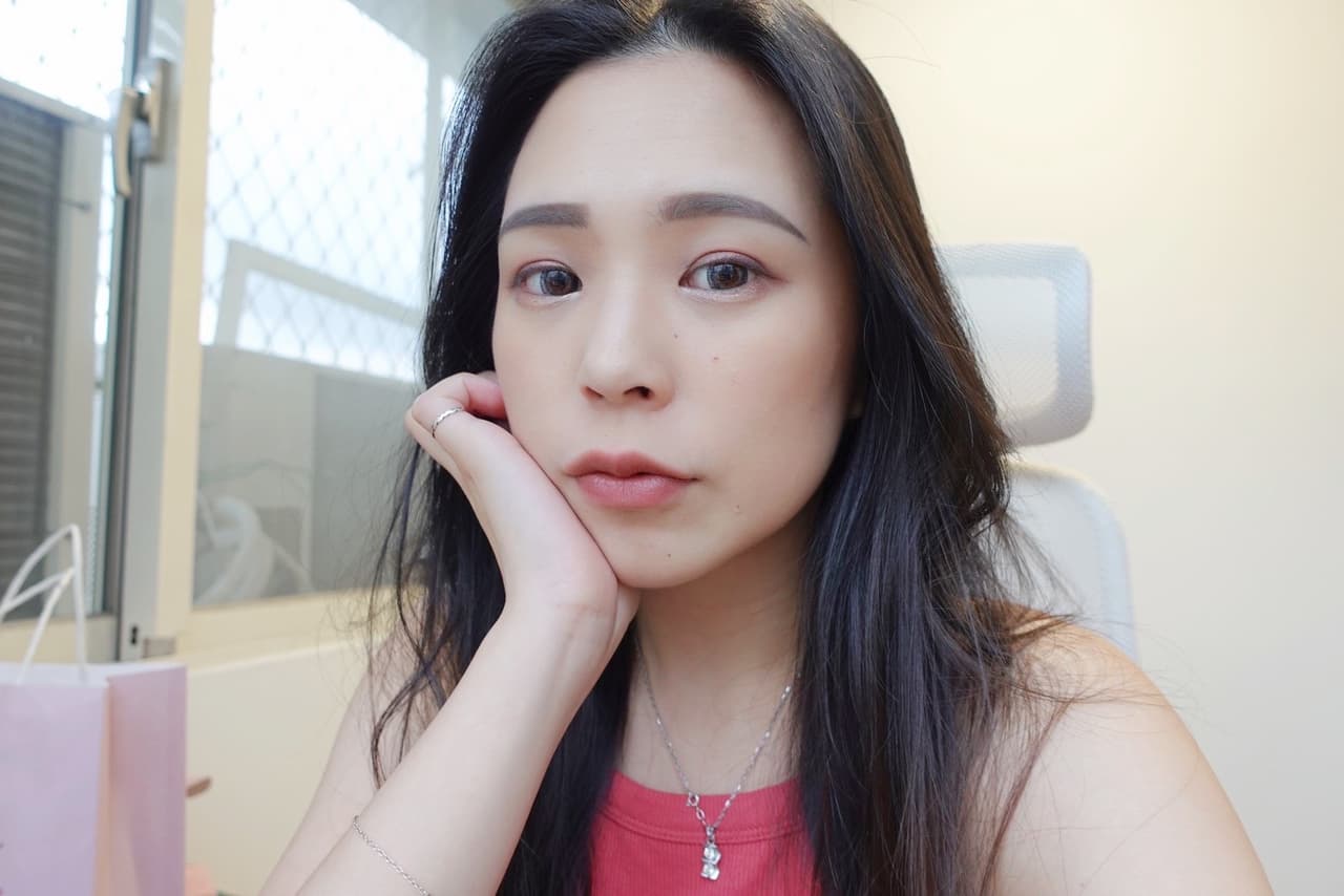 #分享 省去多買幾支唇膏啦！疊擦夠美🔥GA細黑管唇膏、1028唇釉、I meme - 美妝板 | Dcard