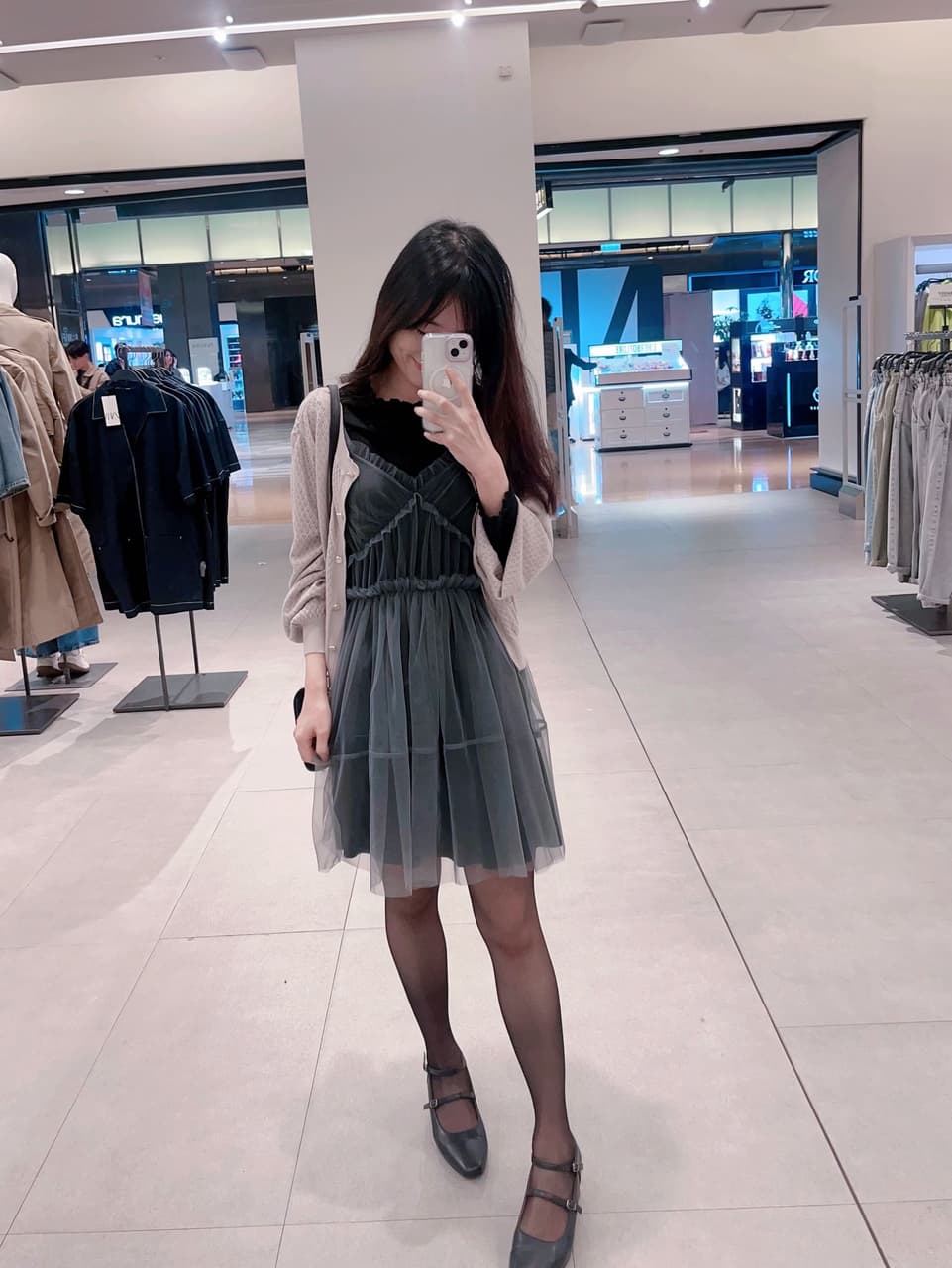 #分享 🧚🏻‍♀️天氣大好！掰了長裙 153之三套日系微甜露腿穿搭 - 穿搭板 | Dcard