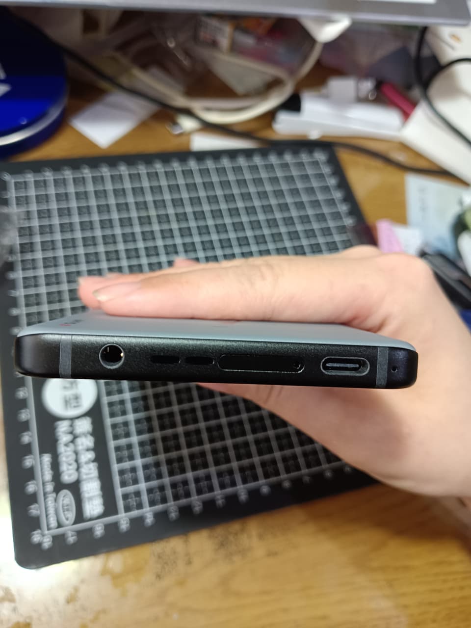 更：已解決/ROG8有縫隙是正常的嗎 - 3C板 | Dcard