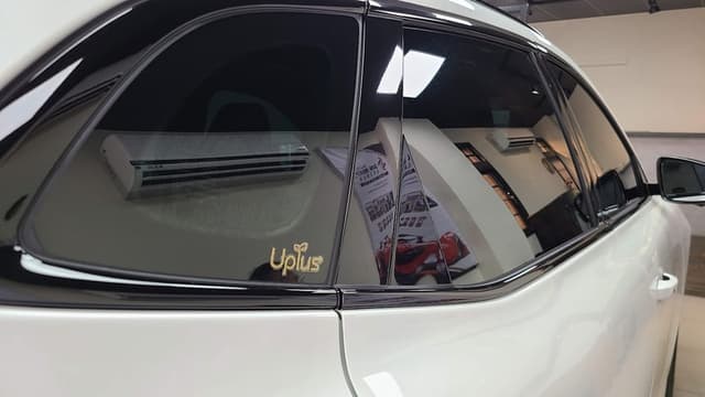 Uplus吸血鬼之盾隔熱紙隔熱貼開箱 - 汽車板 | Dcard