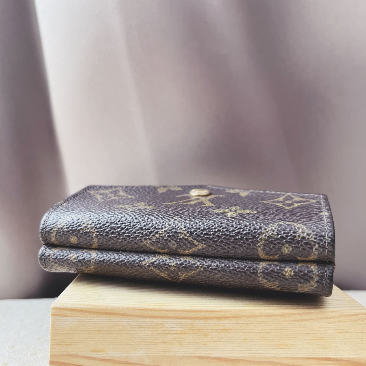 #我要賣 🧡已售出🧡 Louis Vuitton 老花雙面短夾 LV對折錢包 M61660 Vintage - 二手交易板 | Dcard