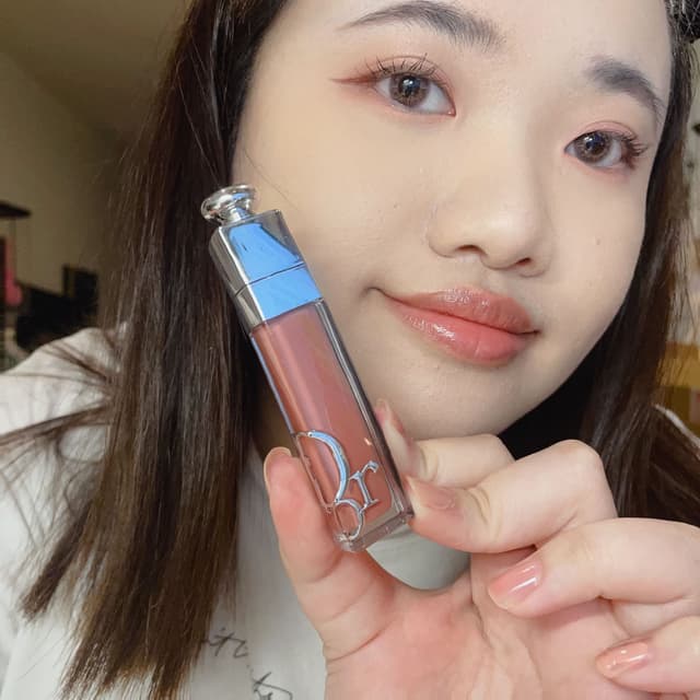 #試色 DIOR豐漾俏唇蜜 038和009 - 美妝板 | Dcard