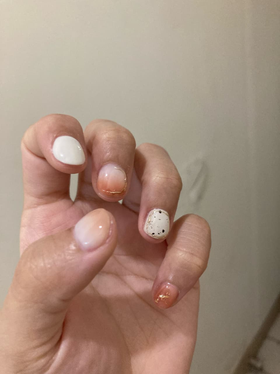問題 第一次做,不知道這樣是正常的嗎? 美甲板 Dcard