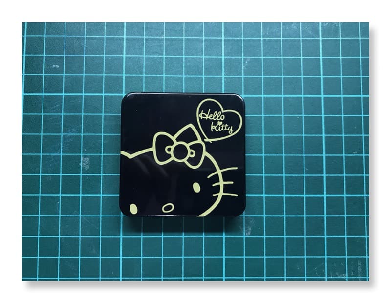 Solone Hello Kitty 24格彩妝倉庫收納盒 - 美妝板 | Dcard