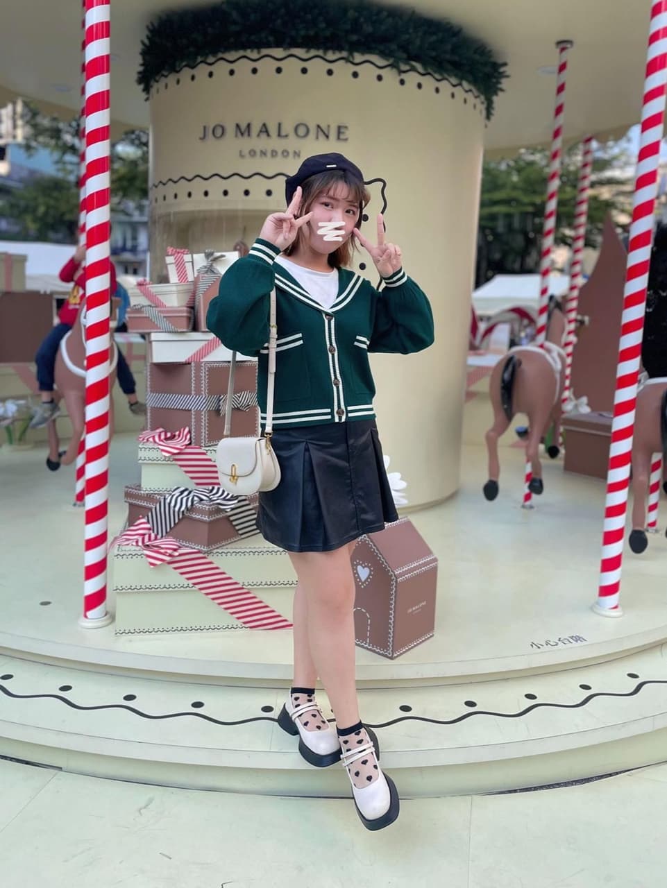 大梨女子的聖誕紅綠穿搭 ️💚 - SHADOW🌙 影子 (@shadow666) | Dcard