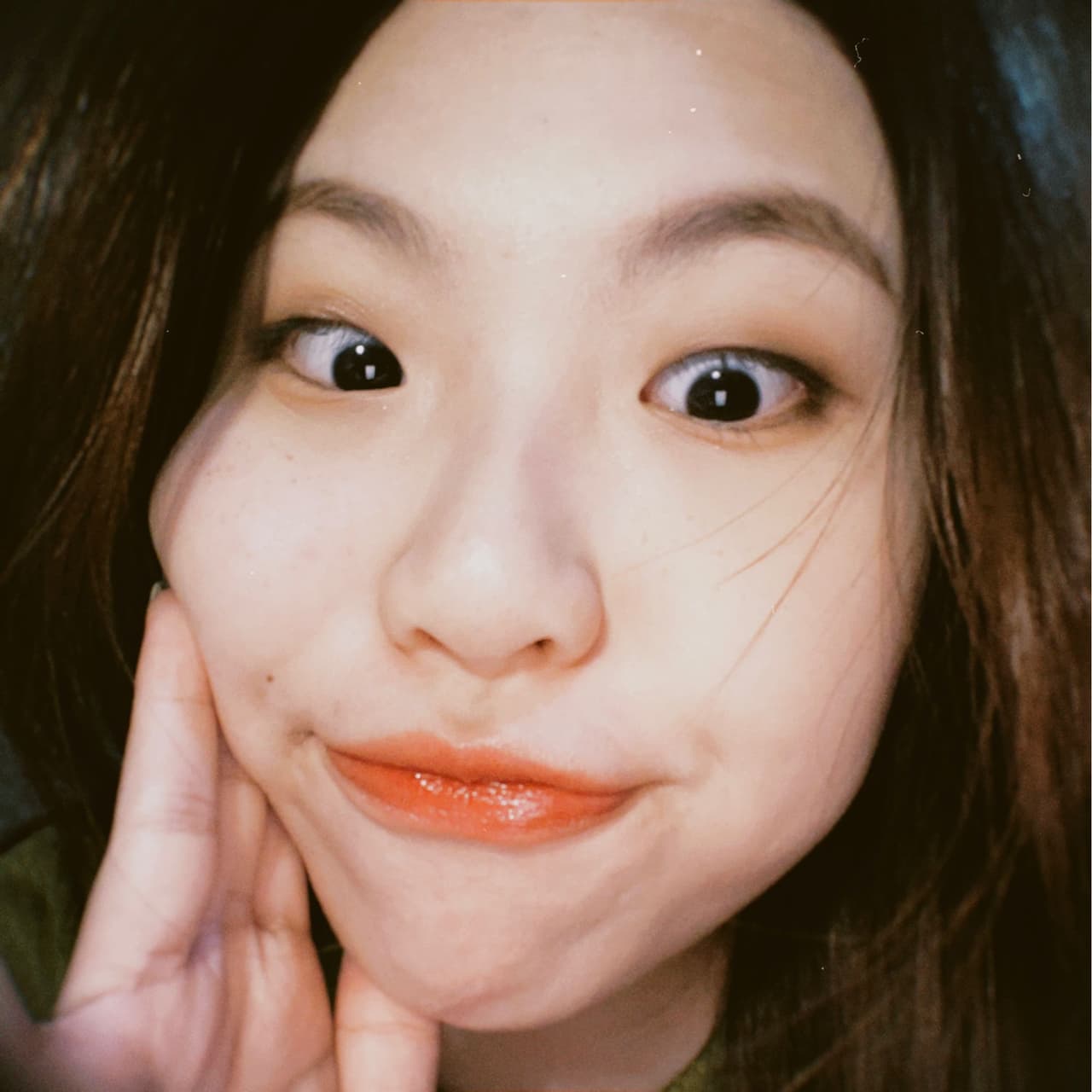 #分享 用DAZZ相機免費拍出復古質感自拍照🤳🐻 - 誒瑪 (@emma2209) | Dcard