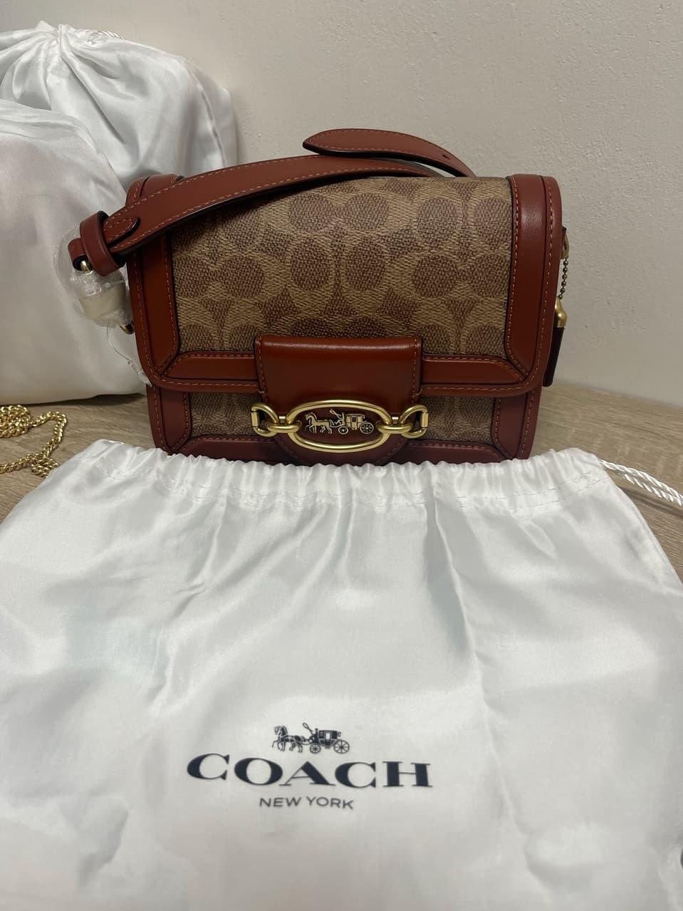 #我要賣 #我要賣 全新&近全新包包（Coach、Mk、kate spade） - 二手交易板 | Dcard