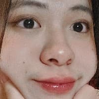 褚褚可憐 (@cjv0116) | Dcard