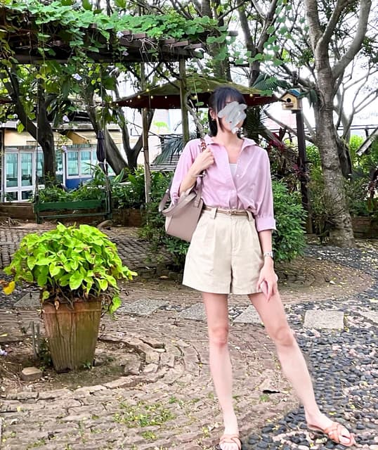 #分享 粉色襯衫也很百搭！🤲🏻 #夏末襯衫OOTD - 穿搭板 | Dcard