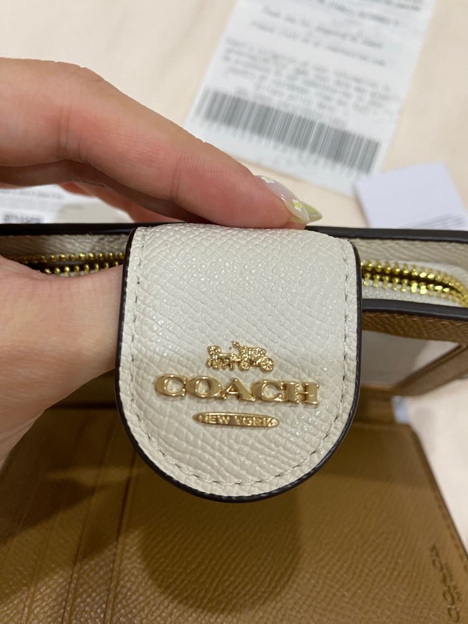 購買Coach 中夾感覺又真又假（圖多） - 女孩板 | Dcard
