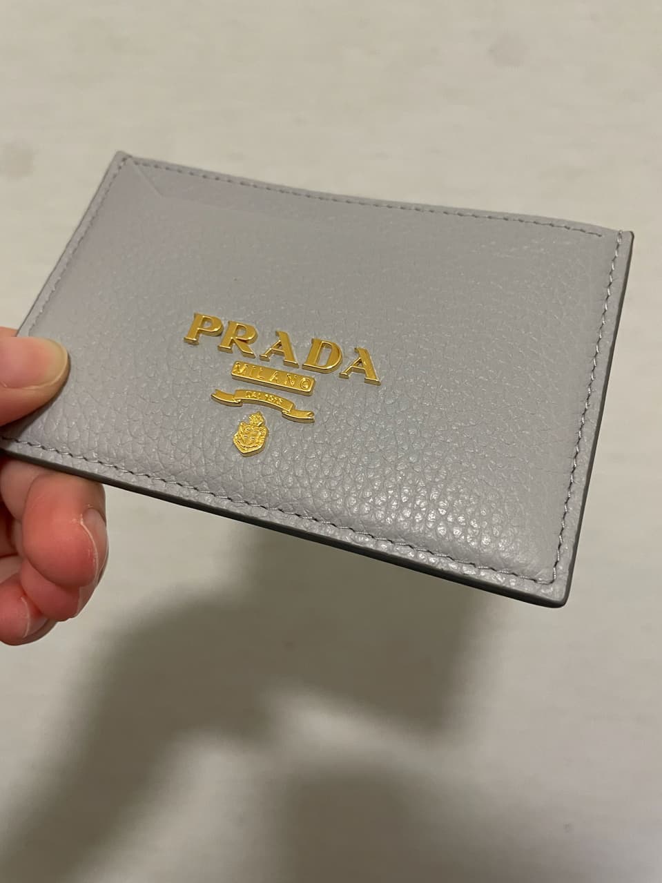 #分享 #分享 華泰 能放8張的prada卡夾！ - 精品板 | Dcard