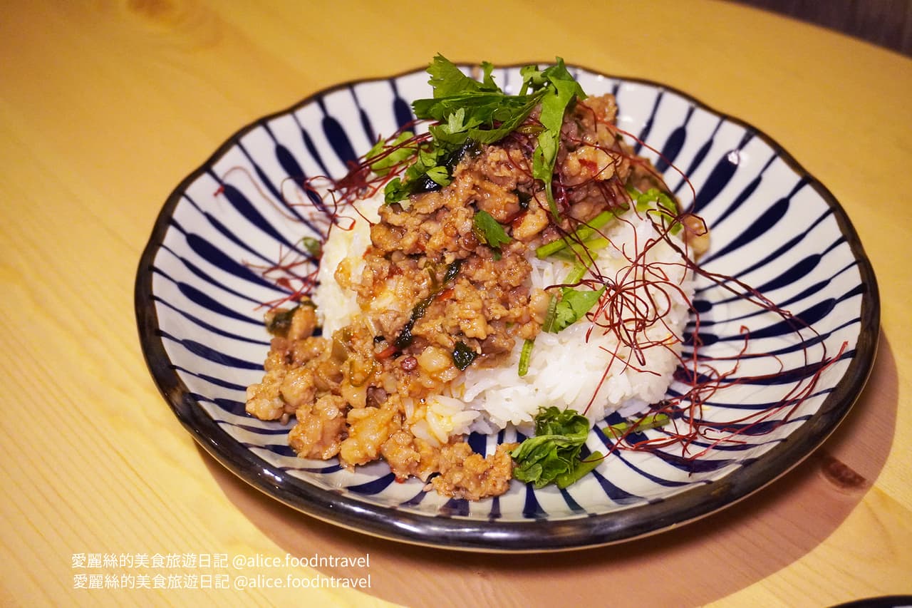 #分享 看完調酒比賽節目《王牌調酒師》，意外發現台中也能喝到這種「精品調酒」 - 美食板 | Dcard