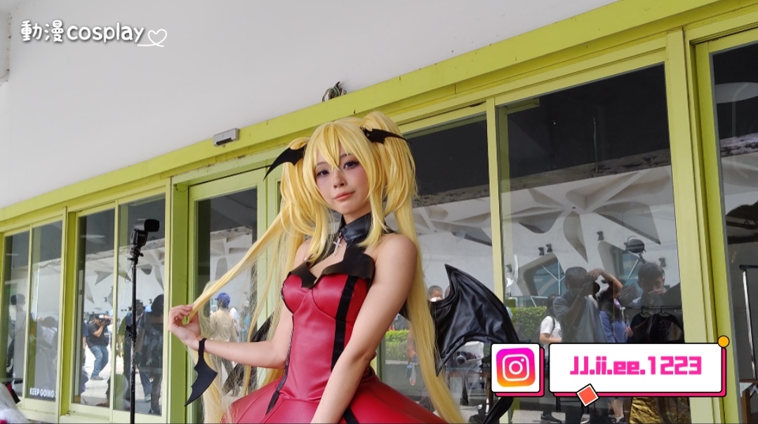 動漫COSPLAY 花博場 天氣超熱 超佩服coser的啦 - 動漫板 | Dcard