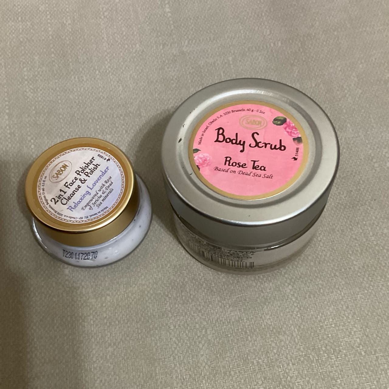 #我要賣 Sabon臉部磨砂膏15ml(薰衣草）+身體磨砂膏60g（玫瑰茶） - 二手交易板 | Dcard