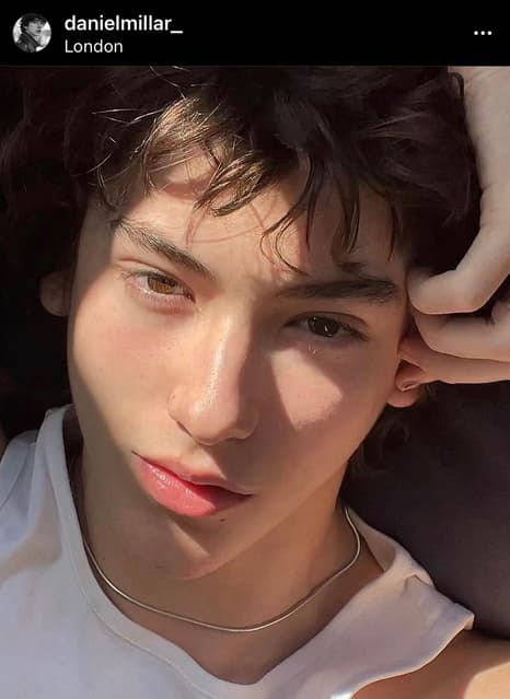 來看外國帥哥💜 - 閒聊板 | Dcard