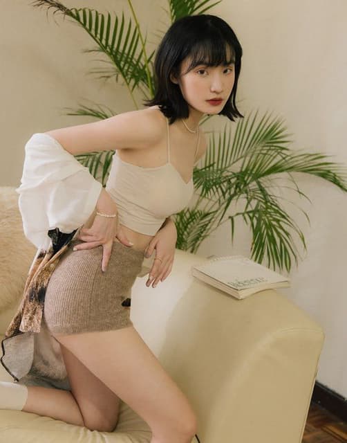 夏季BRATOP/Pazzo MeierQ - 女孩板 | Dcard