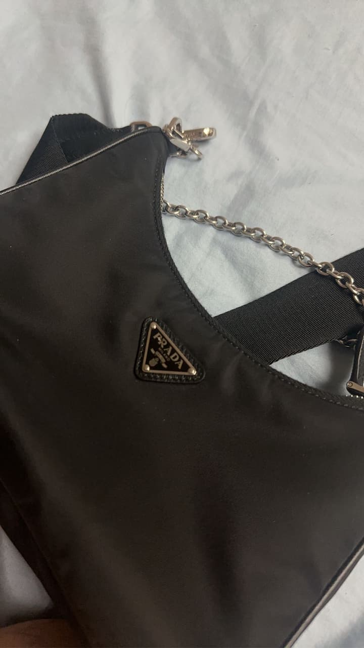 #我要賣 Prada三合一 - 二手交易板 | Dcard