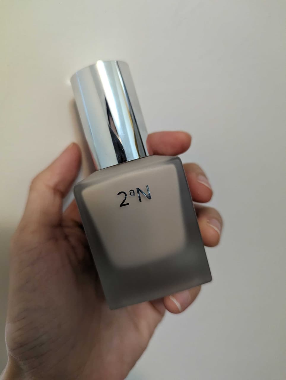 #我要賣 心機彩妝 （皆售出）牛奶粉底/2an 粉底液 - 二手交易板 | Dcard