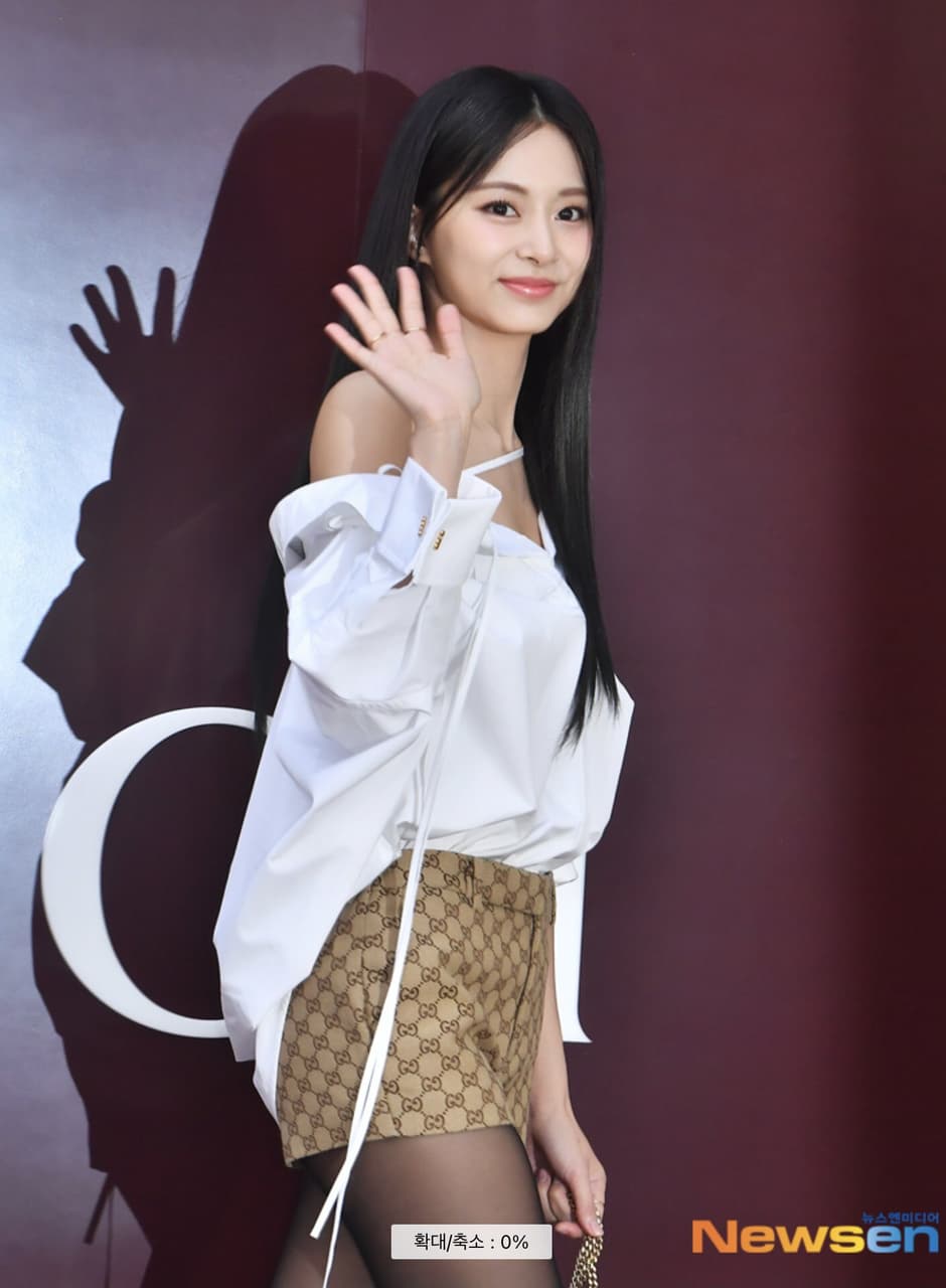 #分享 子瑜🦌出席GUCCI ANCORA展覽美照💙 - TWICE板 | Dcard