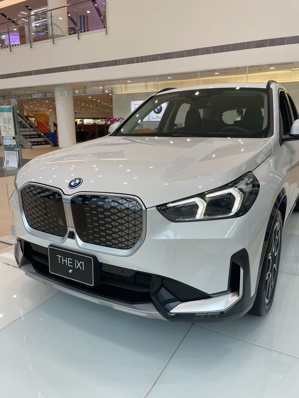THE BMW IX1 20 eDrive 更容易入手的電動車來了！ - 汽車板 | Dcard
