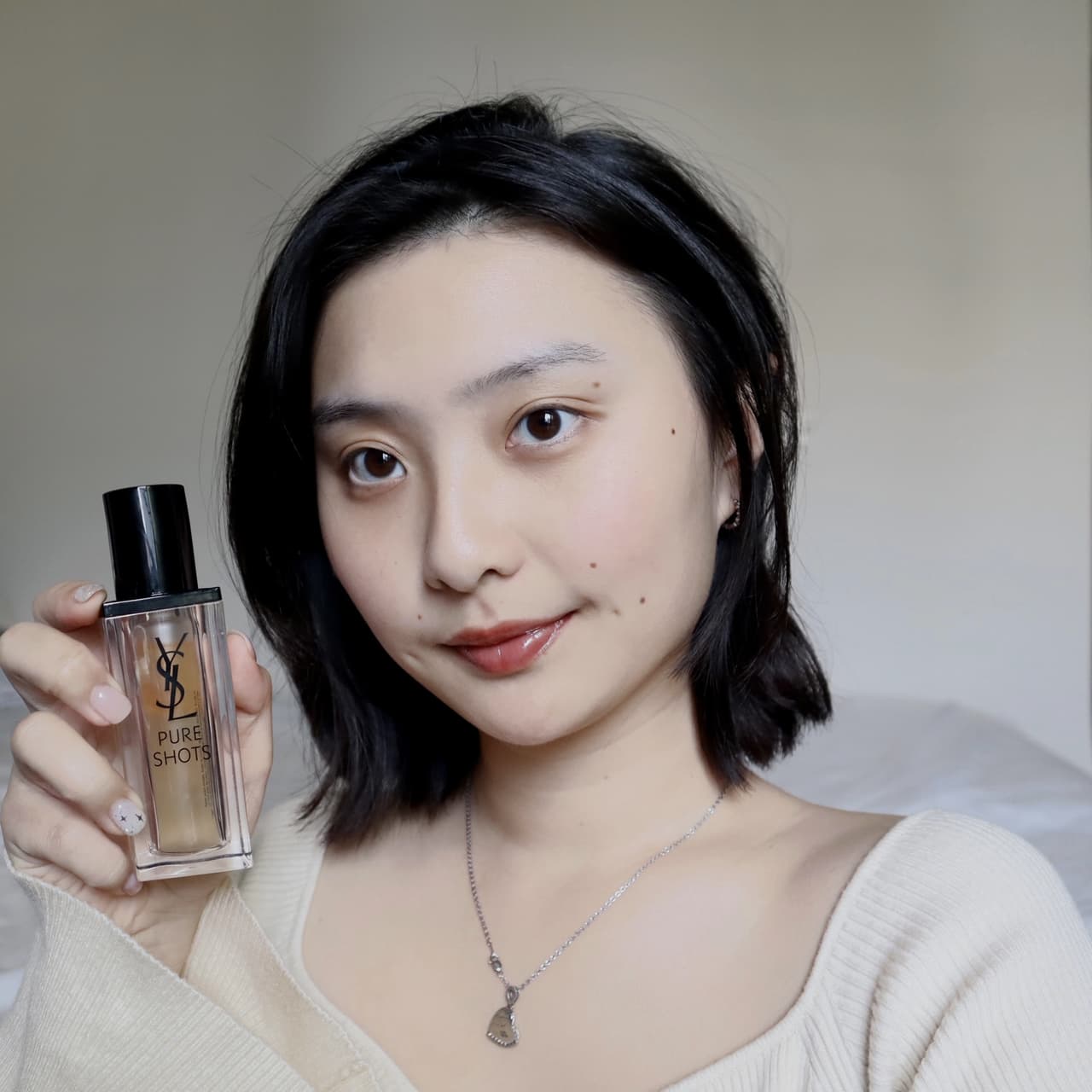 皮膚好到路人問我用什麼保養品ft. YSL Beauty 極效活萃夜光仙人掌超級精華 - 美妝板 | Dcard