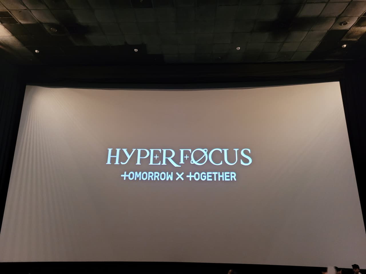 #心得 #分享 HYPER FOCUS VR演唱會 - TOMORROW X TOGETHER板 | Dcard