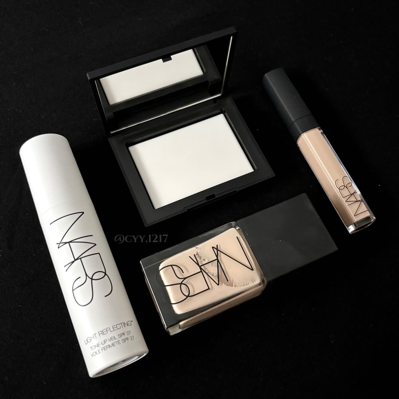 📢 NARS出底妝新品啦！又是一篇論文級開箱文 - 我的舌頭會抽筋👅 (@yiyun_) | Dcard