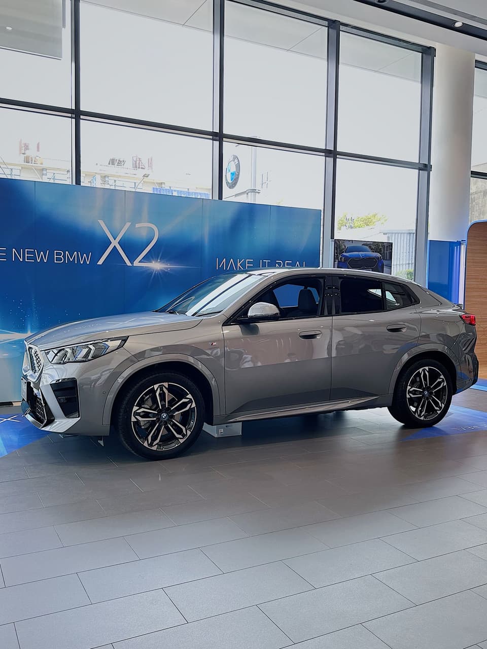 BMW 引頸期盼的U10 X2/iX2正式全台展出囉！ - 汽車板 | Dcard