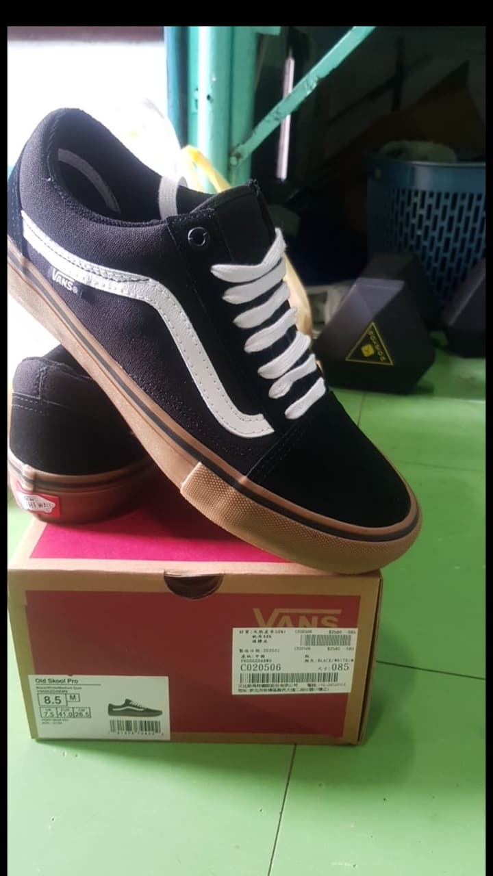 Vans 真假分辨 - B135 留言 | Dcard