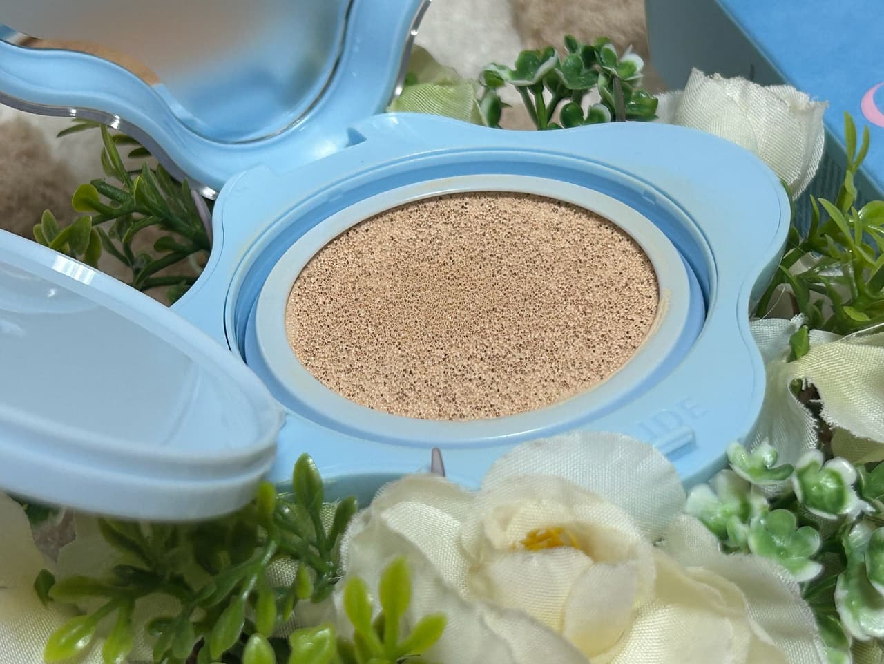 ETUDE 雲朵輕盈完美氣墊粉餅～飄進化妝台☁️💙 - 咖苦老師☕️ (@kakusmakeup) | Dcard