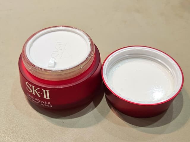 #我要賣 YSL洗面乳/SK2活膚霜 - 二手交易板 | Dcard