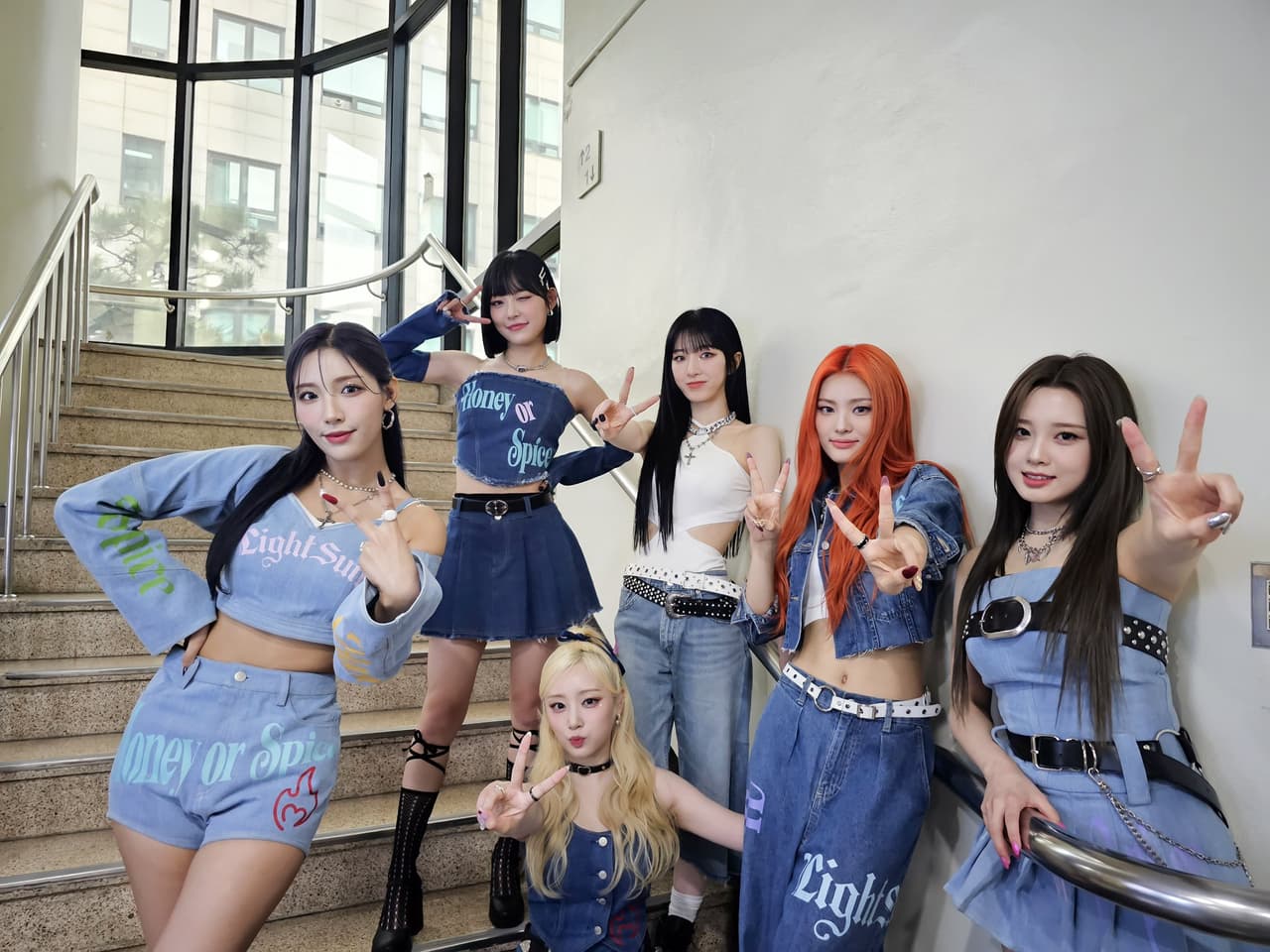 #集中討論 Lightsum迷你二輯主打Honey or Spice公開 - B22 留言 | Dcard