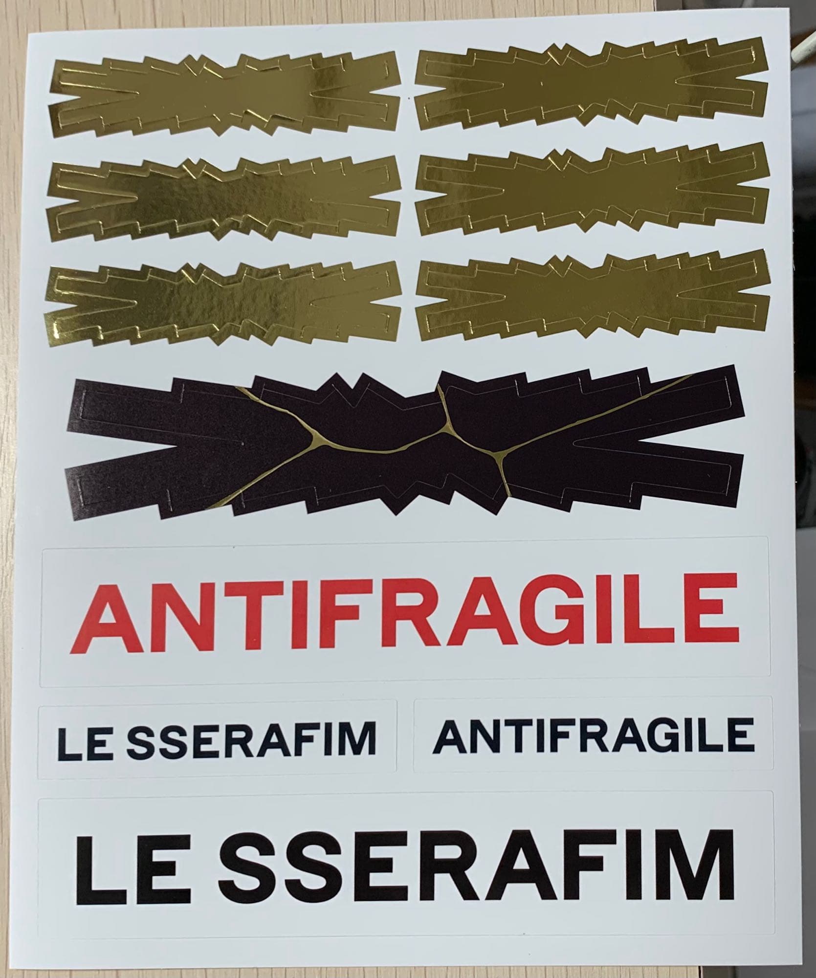 #分享 Lesserafim antifragile 專輯開箱《Frozen aquamarine》Ver. - 追星板 | Dcard