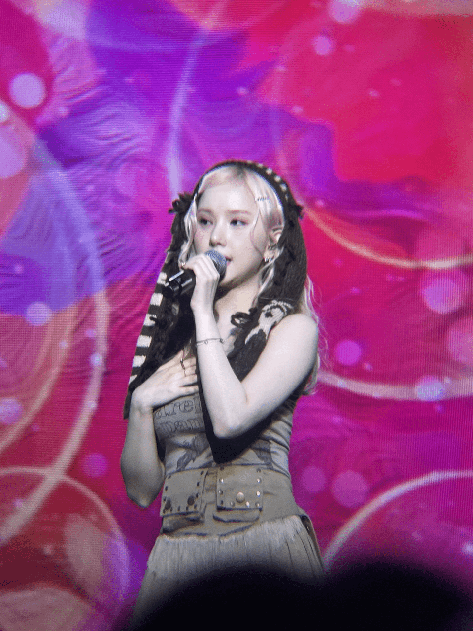 #行程 240406 VIVIZ - NEXT GENERATION LIVE ARENA (NGLA) DAY1 - B1-2 留言 | Dcard