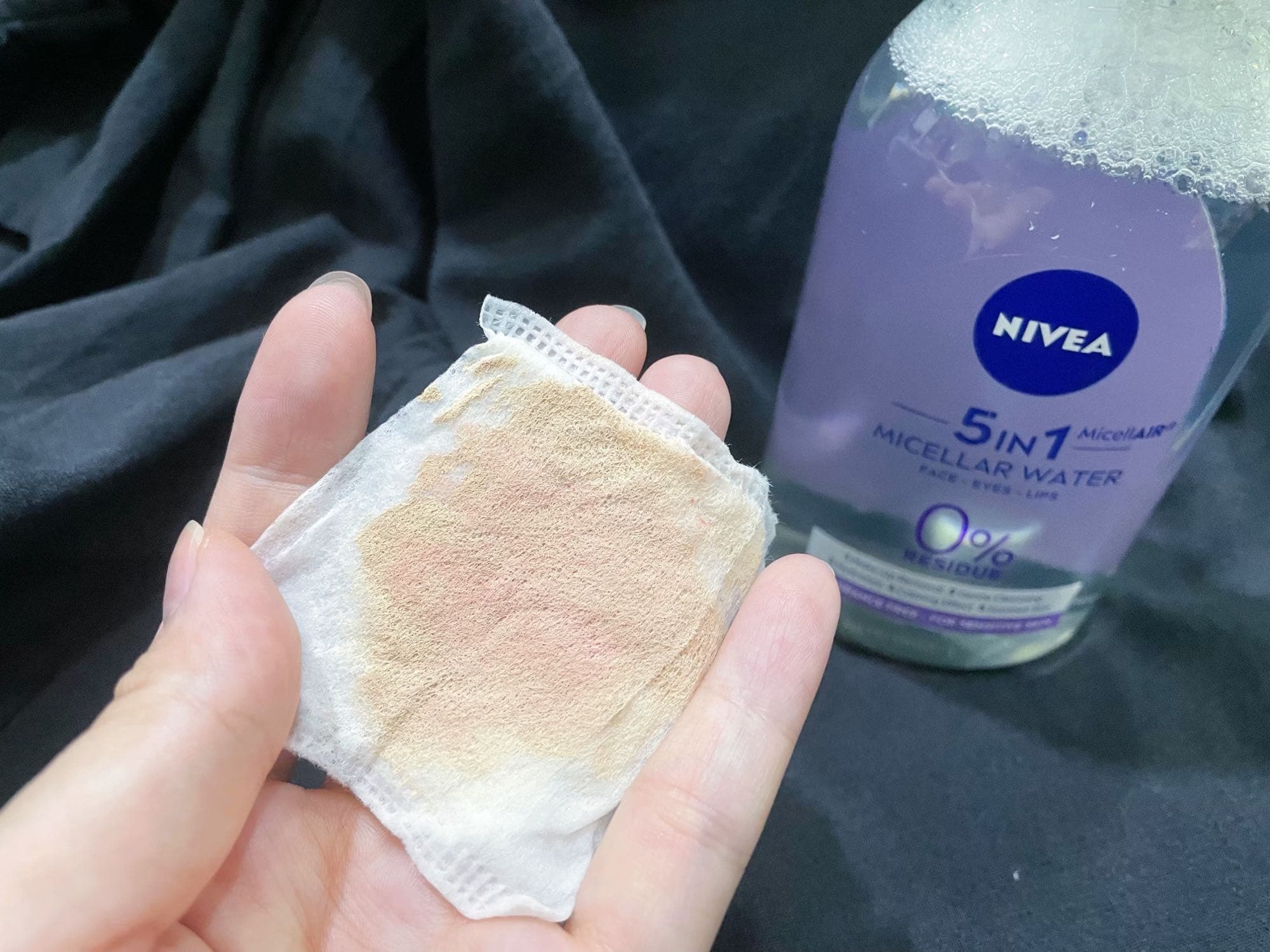 #開箱 終於下手買24k了（偷渡新買的妮維雅B5卸妝水😂） - 美妝板 | Dcard