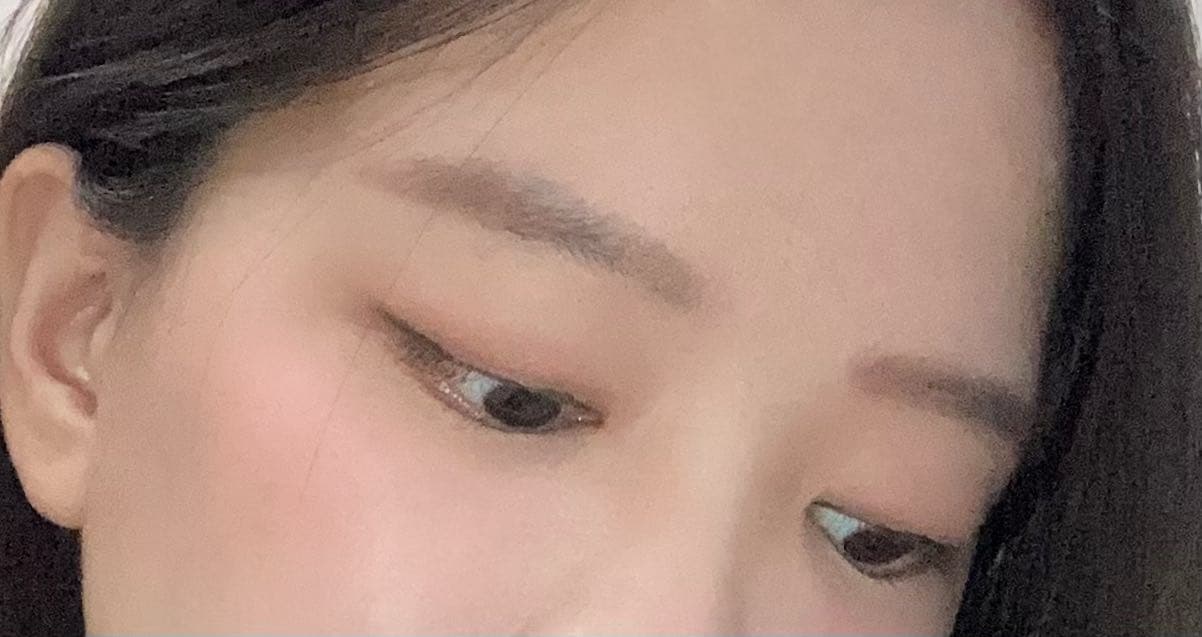 #分享 單眼皮必看！超簡單韓妝春日🌸日常妝💄 - 這邊這個優秀小青年 (@cl_20) | Dcard