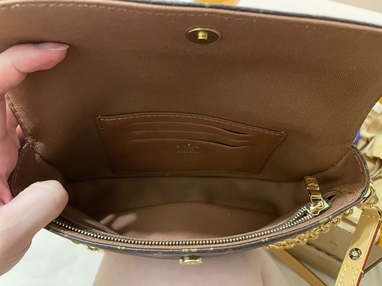 #分享 LV - Wallet on Chain Ivy - 精品板 | Dcard