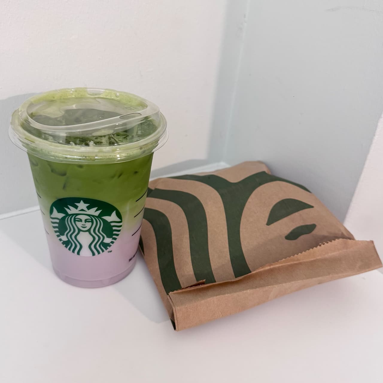 漸層很漂亮 但喝起來還好沒什麼特別感覺 - 我要當法師 (@myjbb) | Dcard