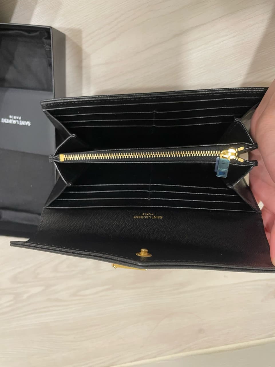 #我要賣 ysl saint laurent長夾 - 二手交易板 | Dcard