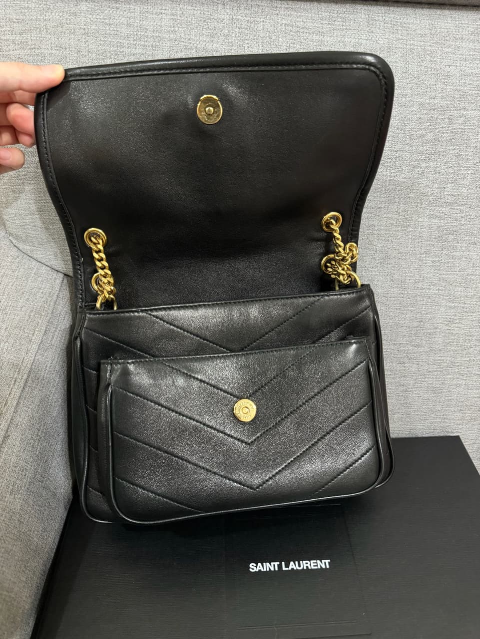 #我要賣 YSL Niki baby 羊皮金鍊D扣 - 二手交易板 | Dcard